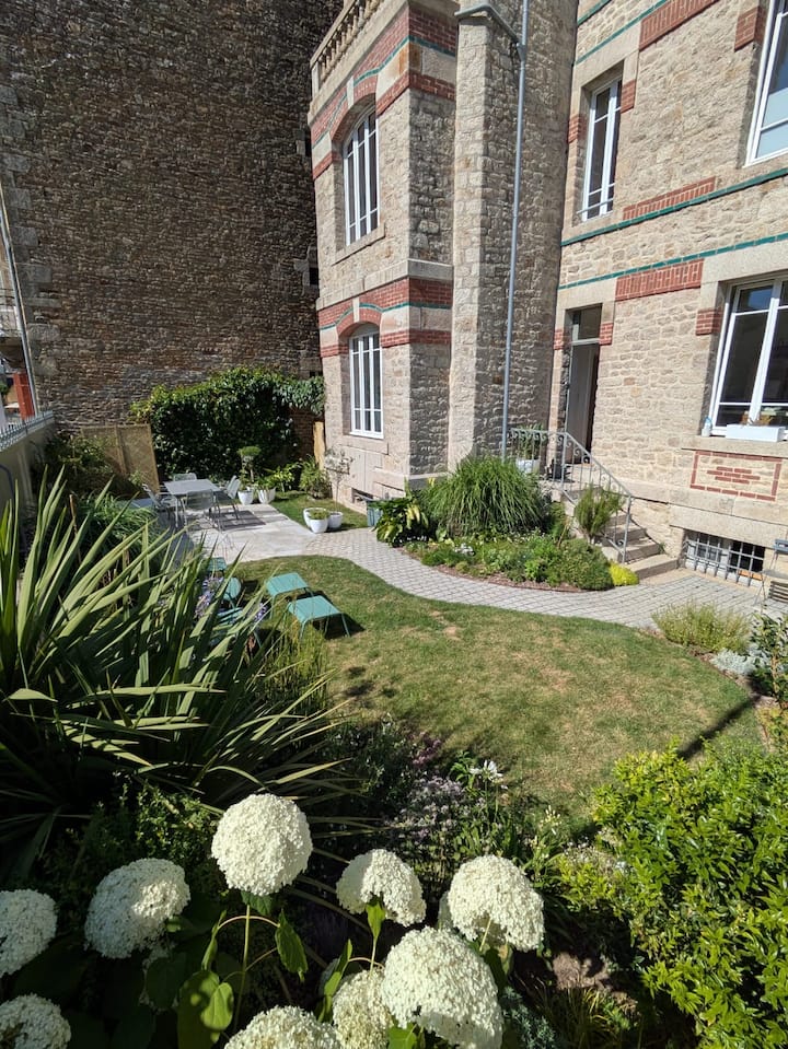 Maison Familiale Avec Jardin Centre Historique - Dinan