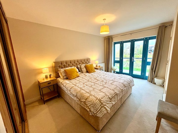 Contemporary Home - Broughton Mk - Milton Keynes