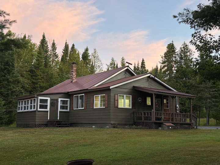 Home In Sinclair - Maine