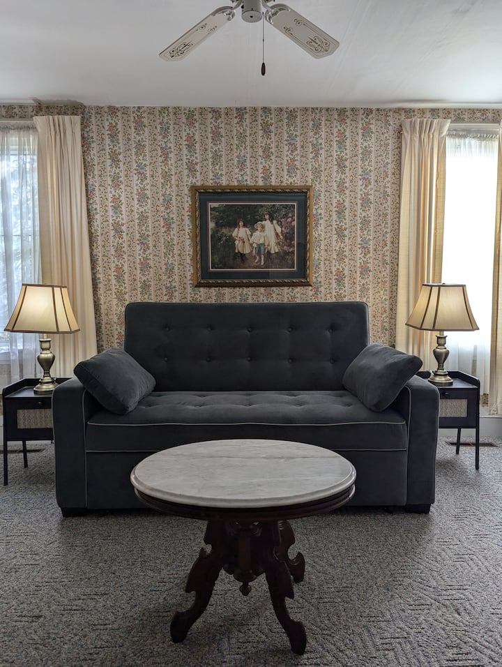Plum Street Suite - Edinboro, PA