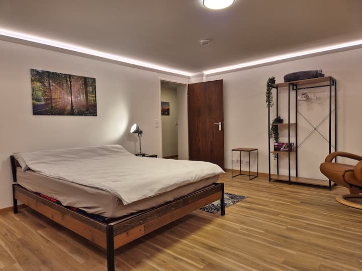 Ruhiges Souterrain Apartment-düsseldorf Gerresheim - Düsseldorf