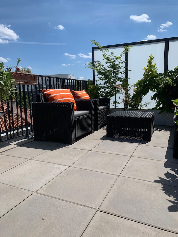 Studio/terrasse
Proche Paris
A Proximité Du T2 - Houilles