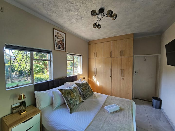 Mondo Gardens: “The Cosy Studio” Retreat - Harare