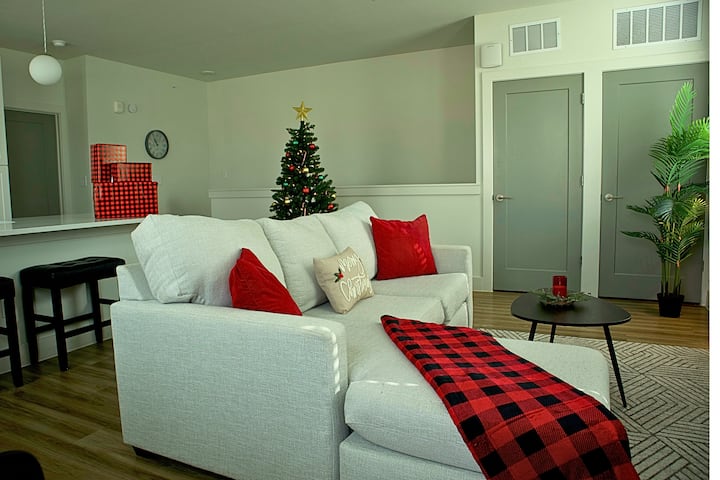Cozy Stay W/xmas Tree, Gym, Hot Chocolate Bar - Pflugerville, TX