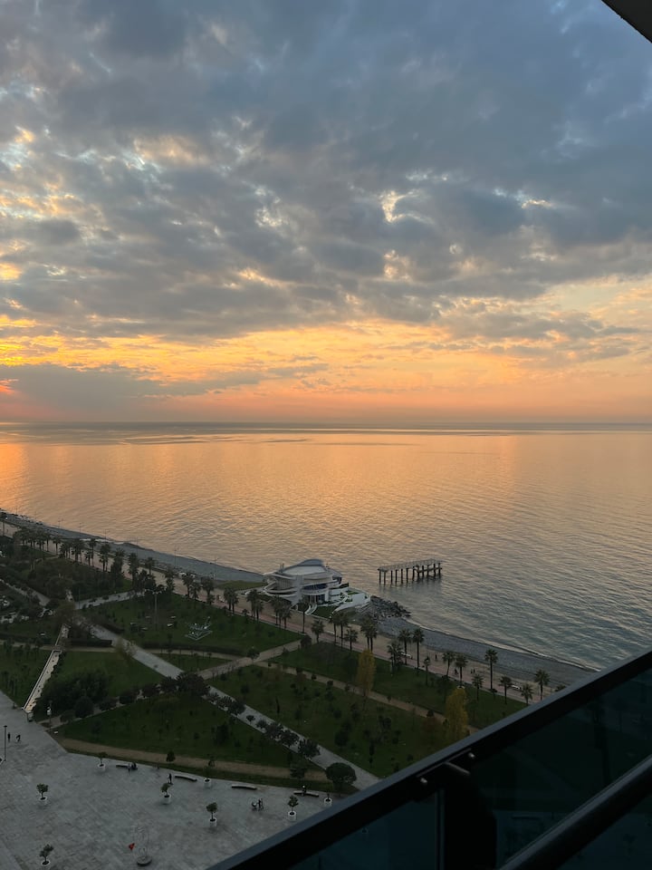 Hospitable Apartments - Batumi