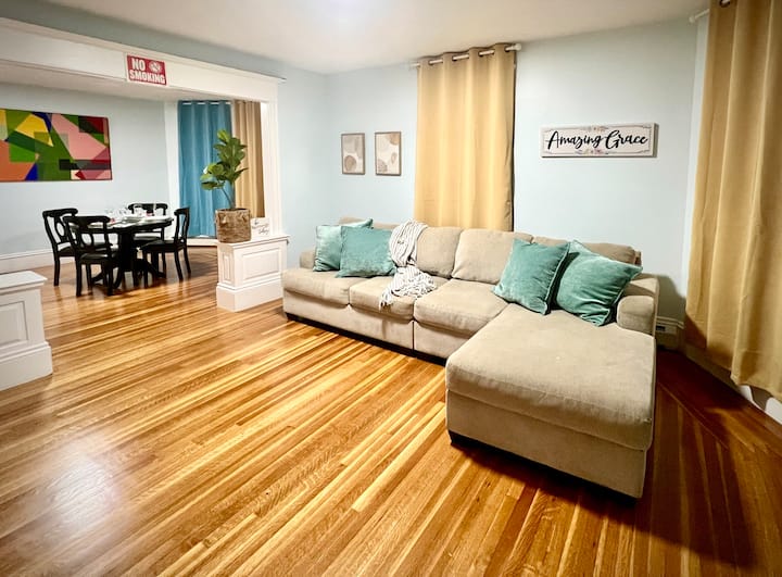 Amazing Grace Apartment - Providence, RI