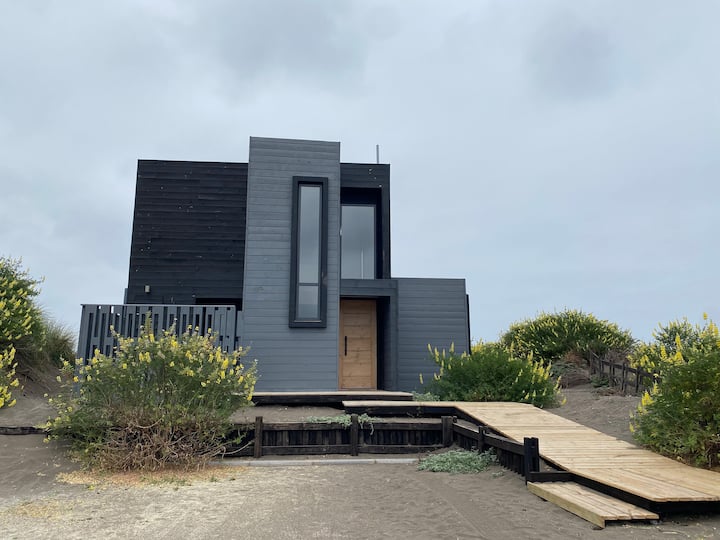 House In Front Of The Sea In Condo, Punta De Lobos - Pichilemu