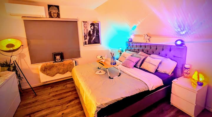 Casa Da Luna Maastricht: Jacuzzi, Hottub & Golf - Genk