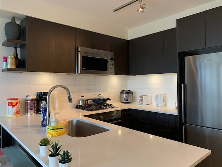 Central Private Apt 1br&1bt Close To Mall - Ladner