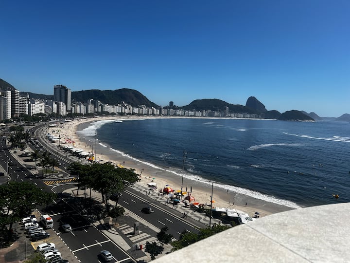 Stunning View Of Copacabana Beach - イパネマ