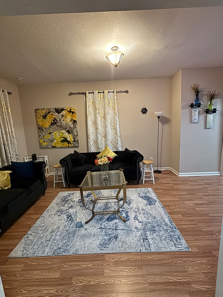 Homely House - Carrollton, VA