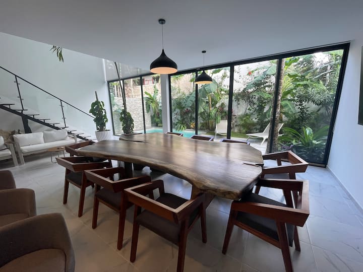 Luxury Villa | Private Pool | Parking | Near Golf - Playa del Carmen