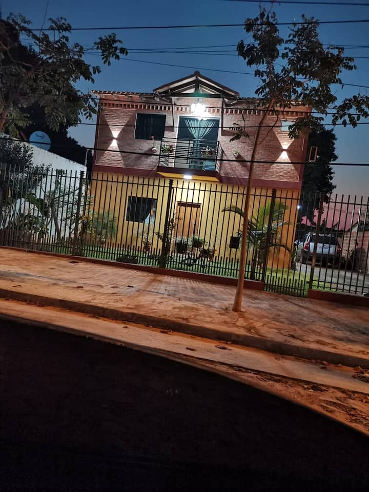 Casa Amplia,15 Min Estadio La Nueva Olla - Asunción