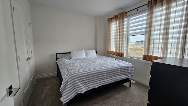 Niagara's Hidden Gem: Mainfloor - Niagara Falls