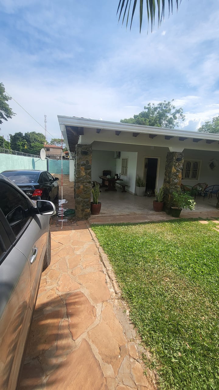 Casa Independiente - Capiatá