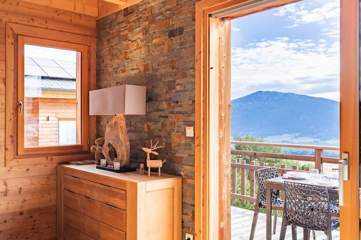 Chalet Cosy Avec Vue Imprenable Sur Le Lac - Formiguères