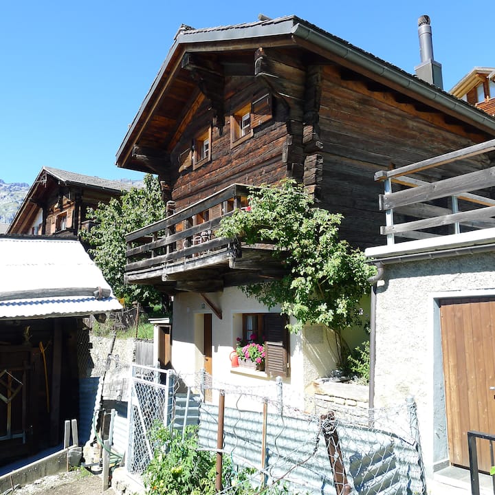 Urlaub Im Walliser Häuschen Mit Frühstück - Leukerbad