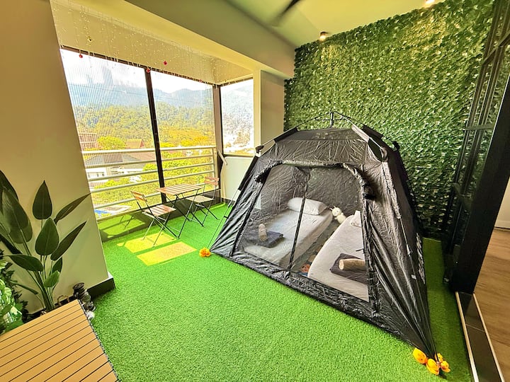 Camp In Style:indoor Balcony Adventures At Genting - 雲頂高原