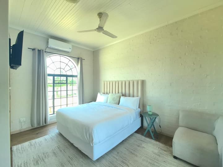 Mooi Uitsig Lodge, Room 5 - Wellington, South Africa