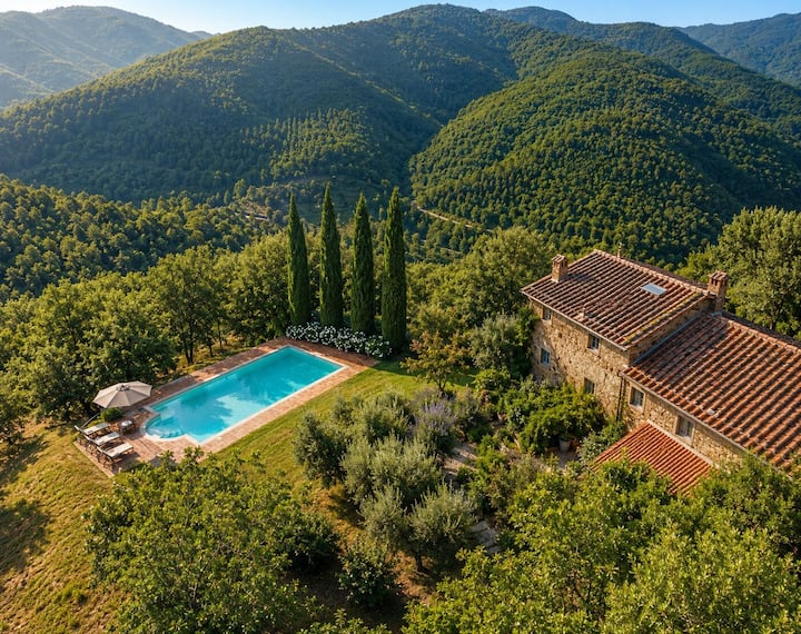 Tuscan Retreat Near Cortona With Pool - Italia