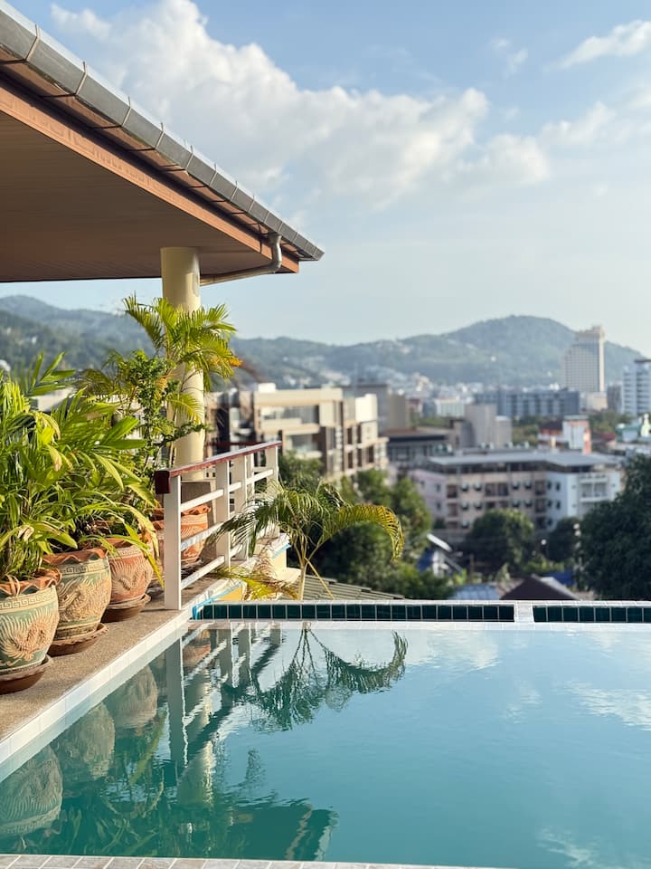 Over The Moon Villa. - Patong Beach