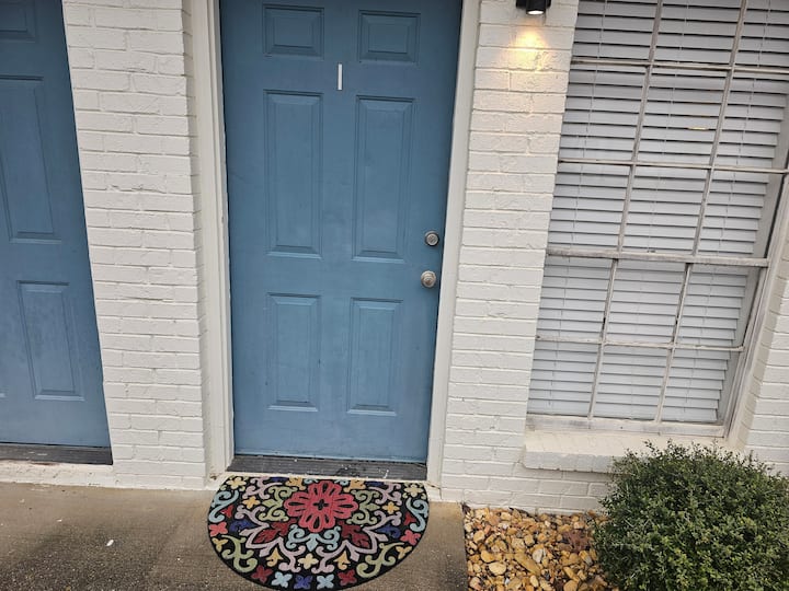 Cozy Apartment In Cullman - カルマン, AL