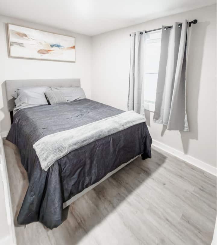 Modern Suite Near Boston 7 Min To The Beach - Lynn, MA