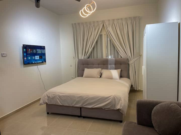 Brand New Studio Sea View In Shj - Sharjah