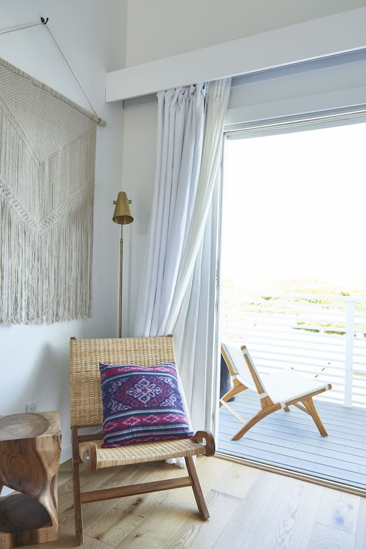 2 Hero Double Oceanside, Hero Beach Club, Yoga - Montauk, NY