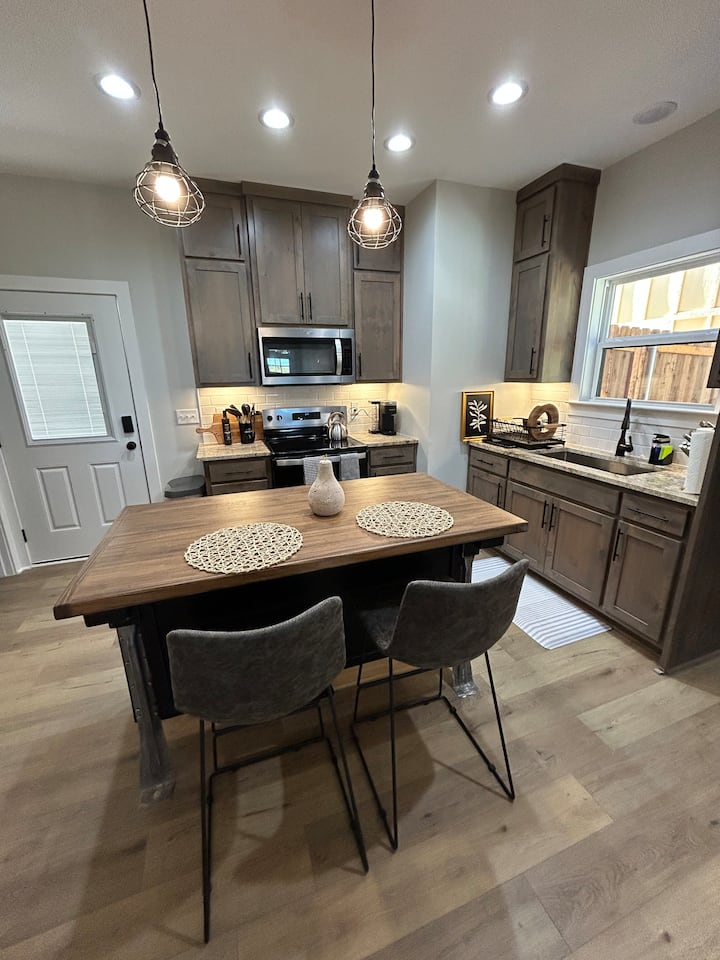 Pet Friendly Holiday By The Concho Red - San Angelo, TX