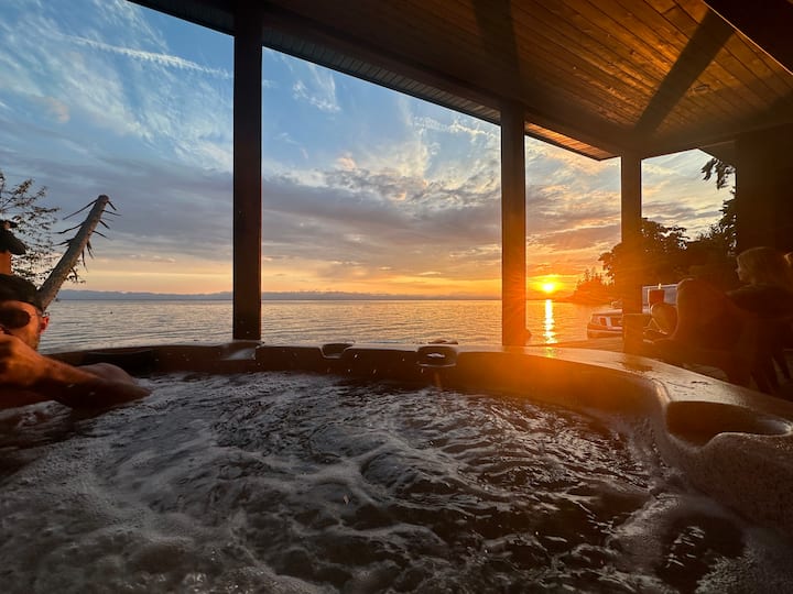 Oceanfront Paradise! - Powell River