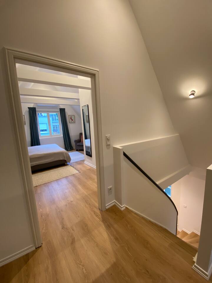 Kleines Haus In Hamburgs Bester Lage - Hamburg