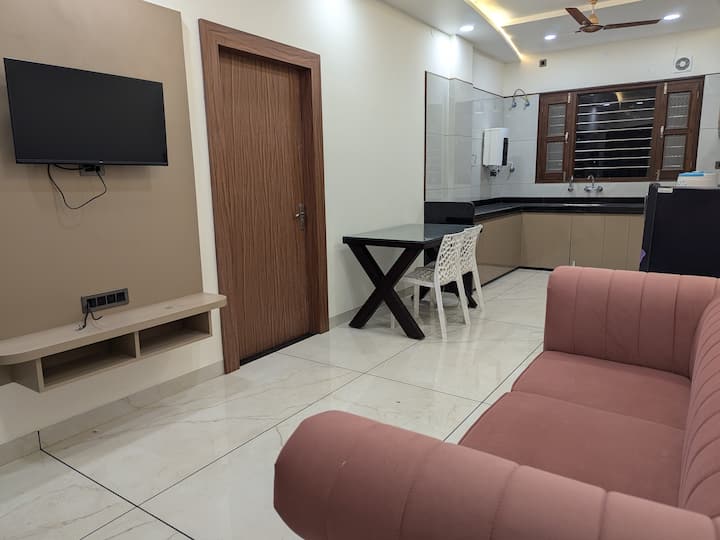 Prangan: A Modern Apartment Vacation Stay - Udaipur