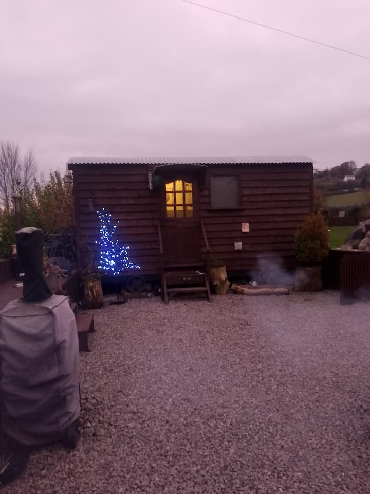 Shepherds Hut With Hot Tub In The Forest Of Dean - Forest of Dean