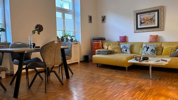 Zentrale Wohnung - Im Univiertel - München