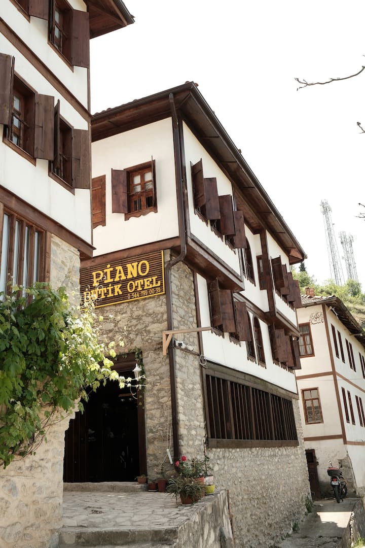 Konak Piano - Karabük