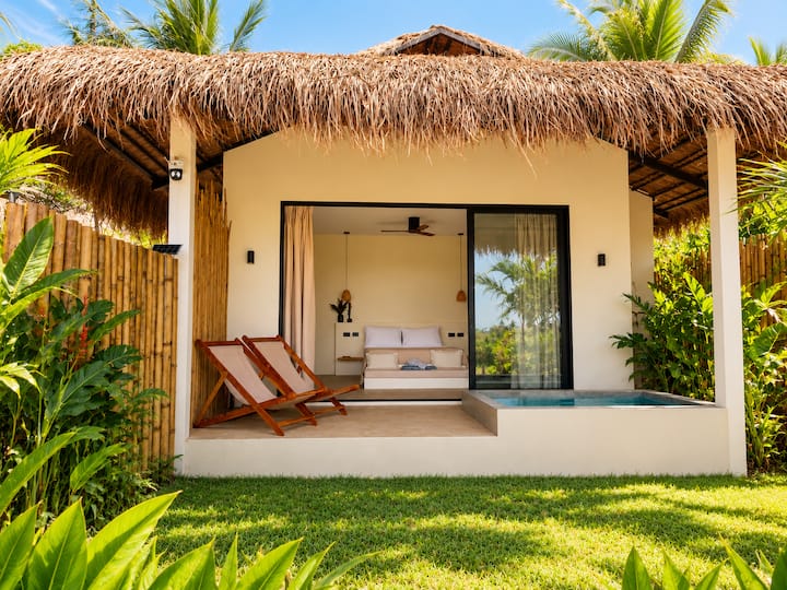 Peaceful Couple Villa W/private Pool/garden Views - Larena