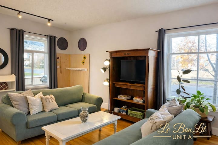 Private Patio, Mountain Views & Bike Storage - Fernie