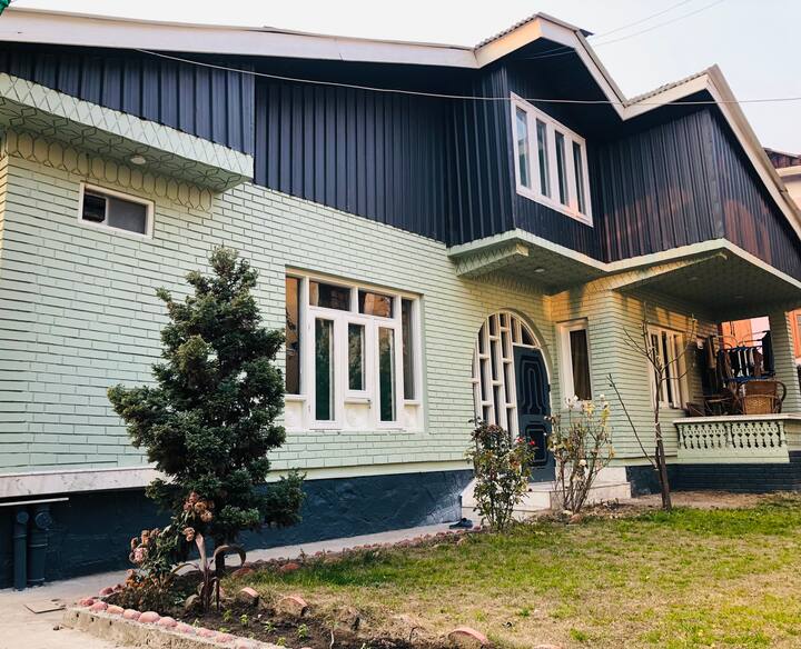 A Blissful Stay In Srinagar - Srinagar