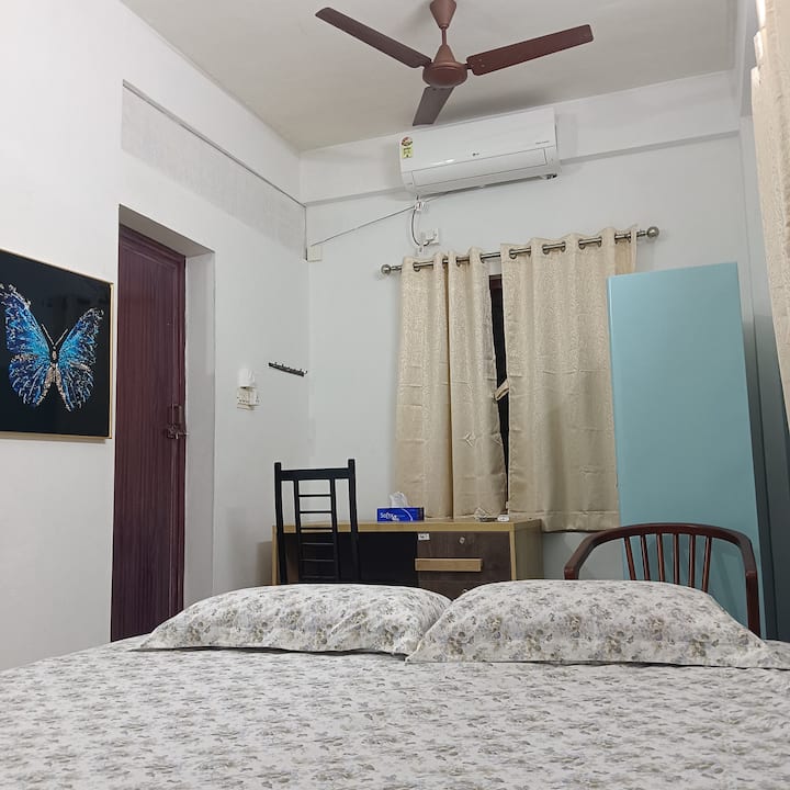Kazhakuttam Junction,
Quiet Place To Work And Stay - ティルバナンタプーラム