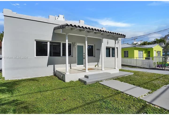 Exquisite Home In Brickell! - Miami, FL