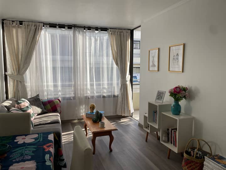 Cómodo Departamento - Las Condes