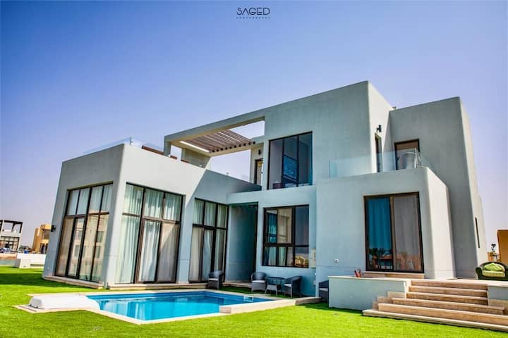 Tawila Villa 4br + Maid's, Heated Pool & Lagoon - Hurghada