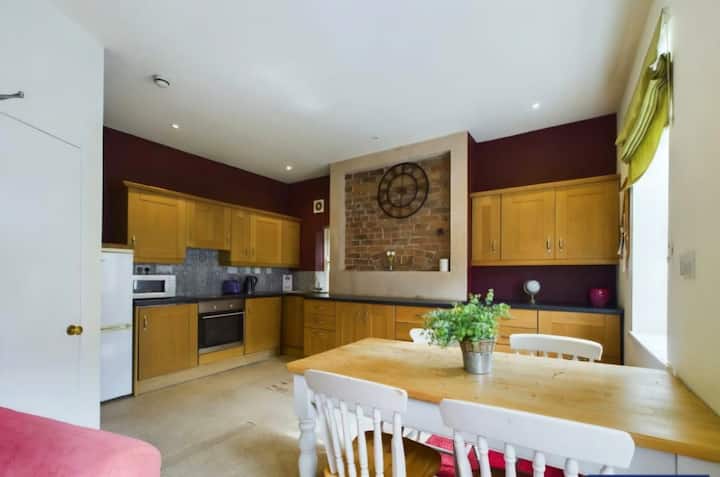 Lovely Cosy Room 3 In Shared Flat - Carlisle