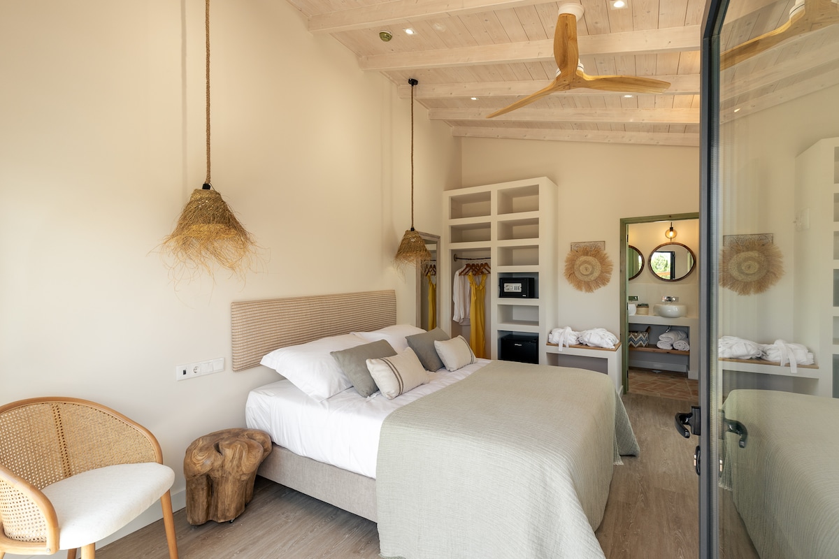 Double/Twin Superior Priv. Terrace -B&B - Farm stays for Rent in ...