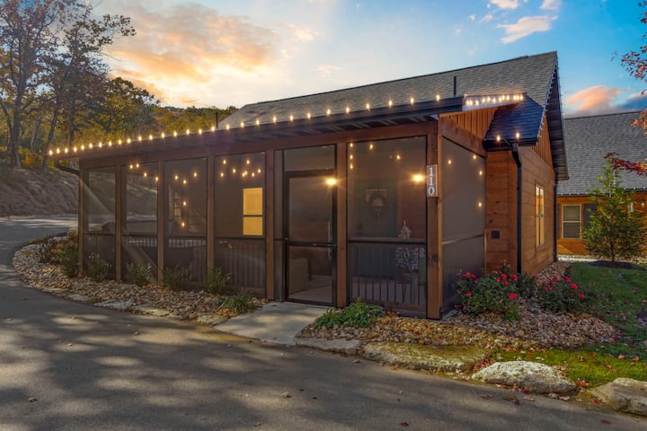 The Maple Hearth - Ridgedale, MO