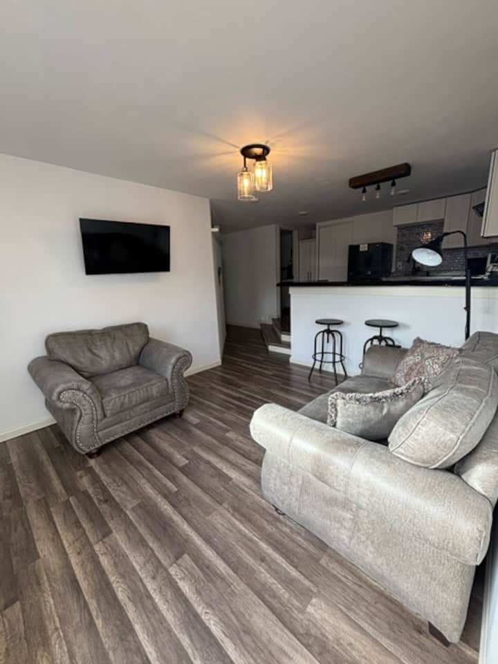 Farmhouse Retreat In Fort Bragg - Fort Bragg, CA