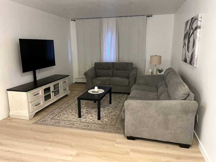 Perfect And Spacious 2/1 Apartment In Casper - Casper, WY