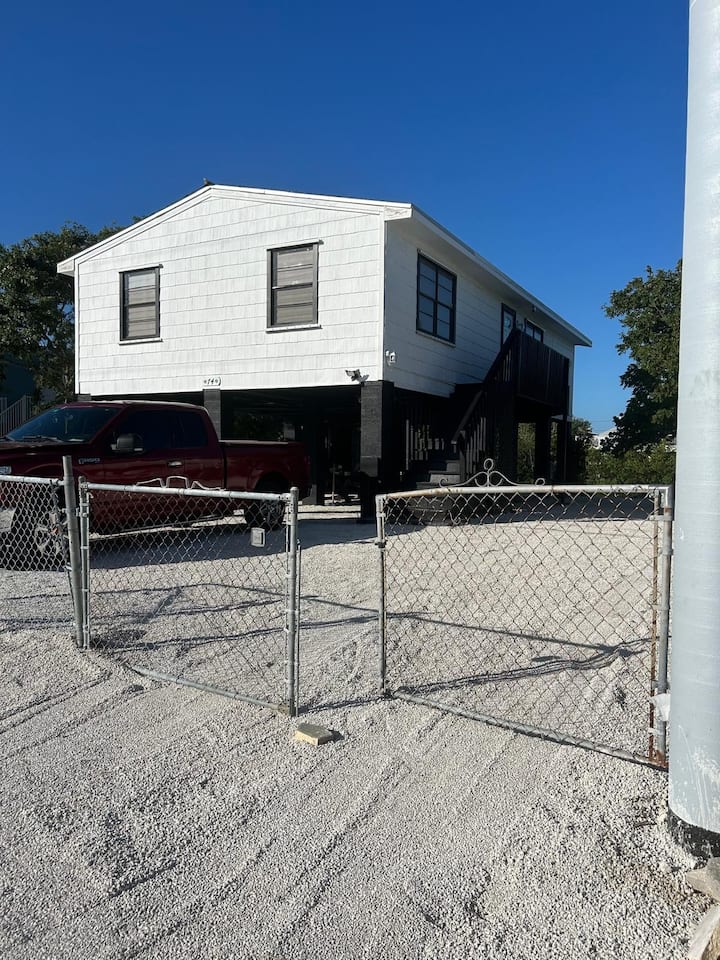 Oasis - Big Pine Key, FL