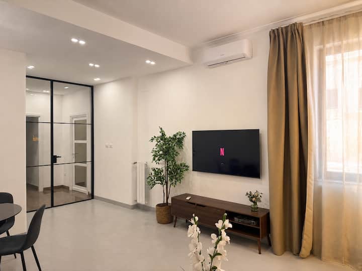 Steps From St. Peter's · 90sqm, Bright And New - Vatikanstadt